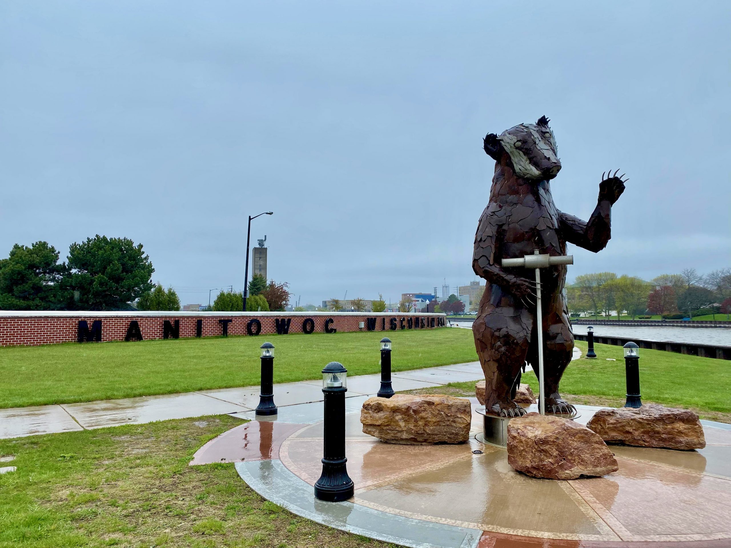 Sid and Arthur Get Their Sea Legs - Ms Fix It and The Pool Man